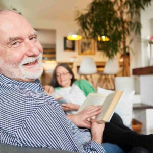 25 Super Fun And Creative Indoor Activities For Seniors